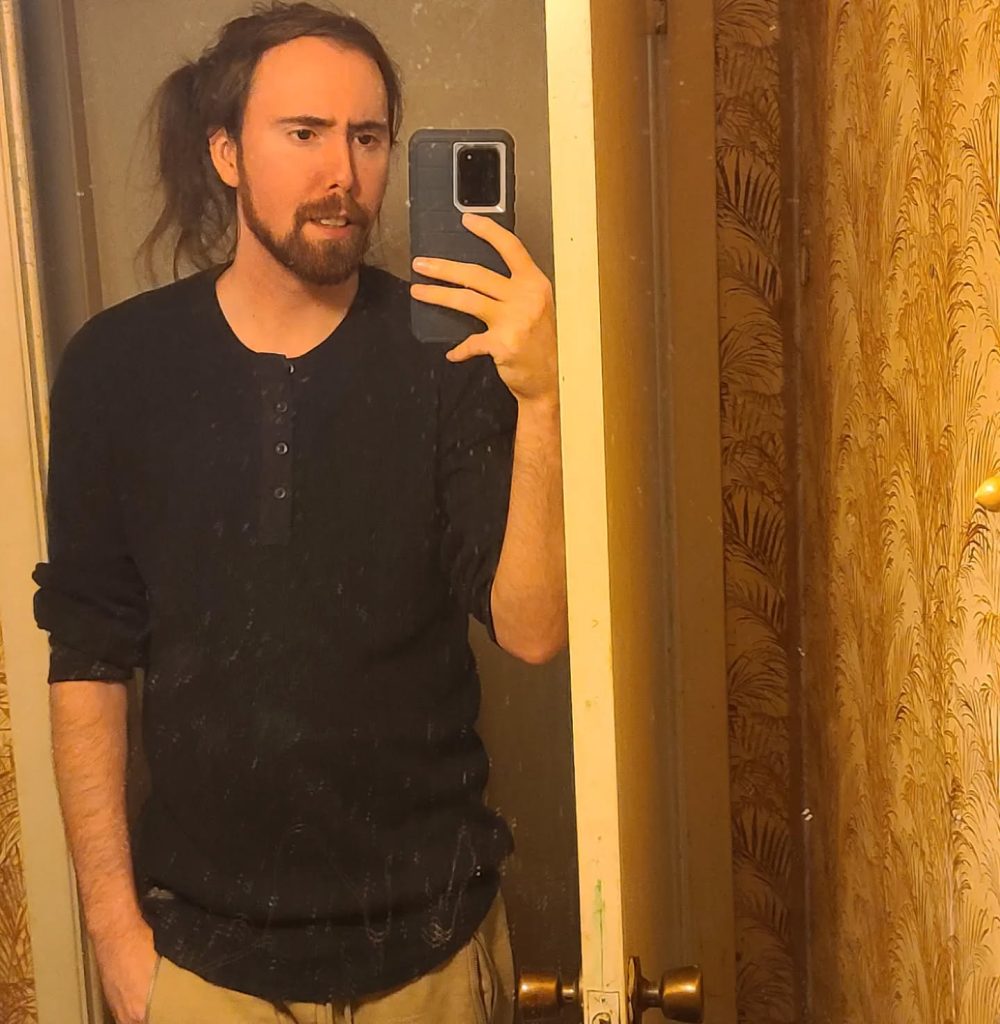 Asmongold Age: Surprising Facts About Streaming star! - The Biography World