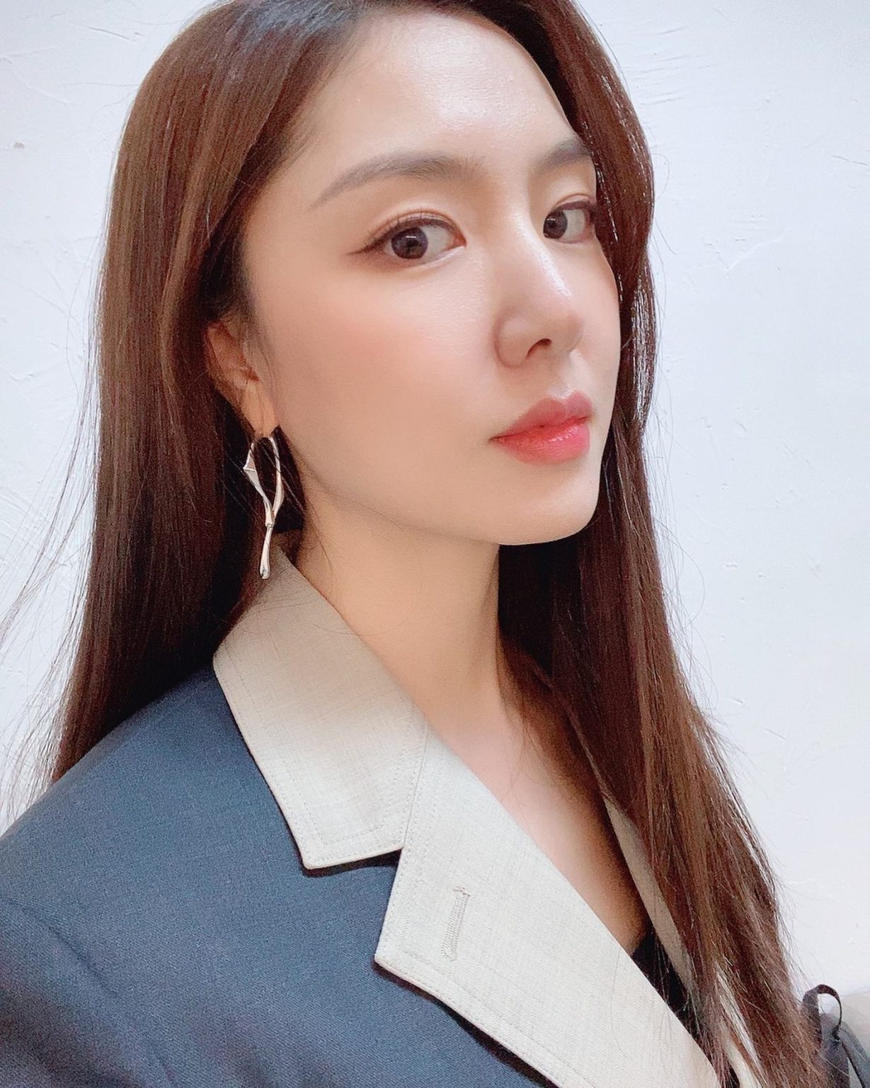 Seo Ji-hye: Everything You Need to Know About Her - The Biography World